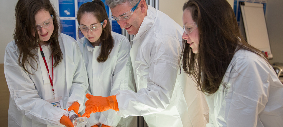 Science and Tech at Abbott | Abbott Newsroom